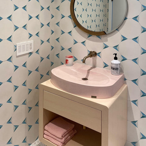 Ellipsa Sink in Pink – Trueform Concrete